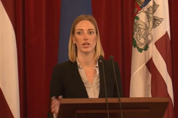 "Kad liekas, ka zemāk nav kur krist..." sabiedrība šūmējas par iespējamo kultūras ministres ...