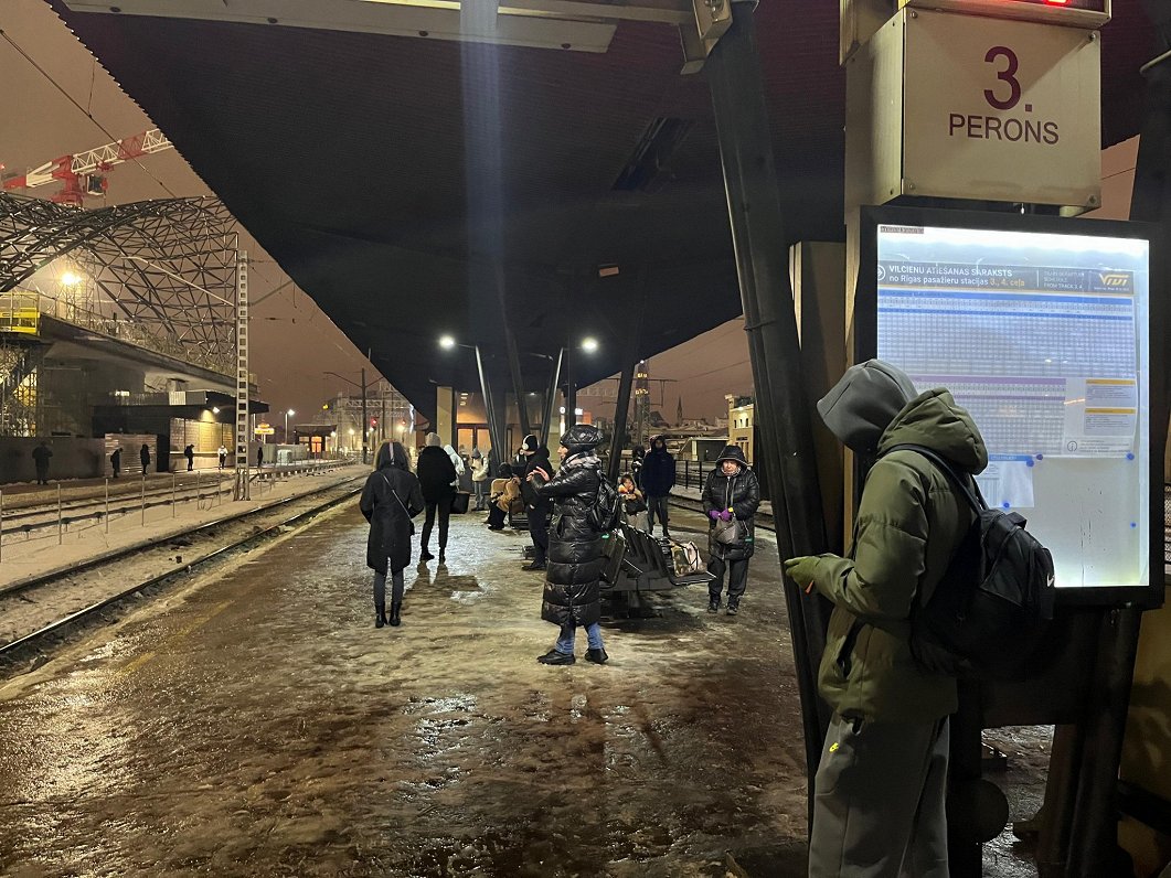 Vivi council resigns over train delay crisis