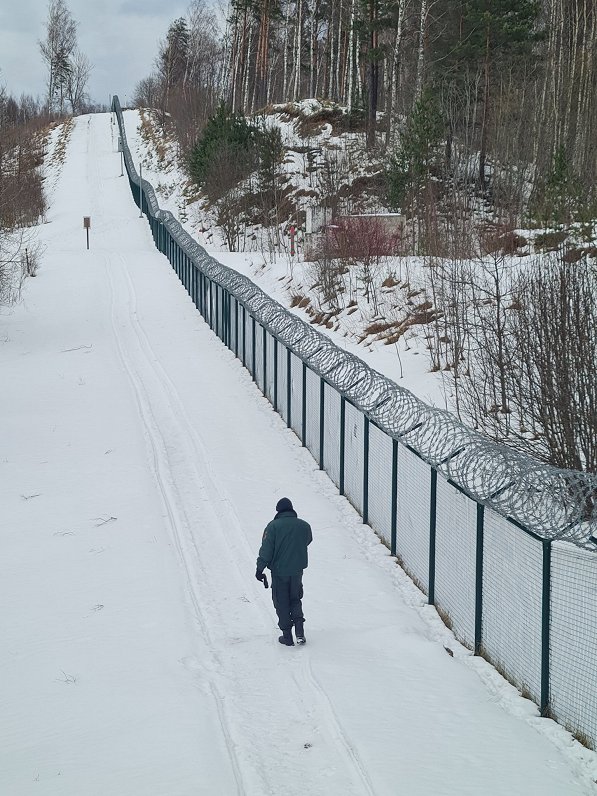 Latvian-Russian border fence hoped to be built within year