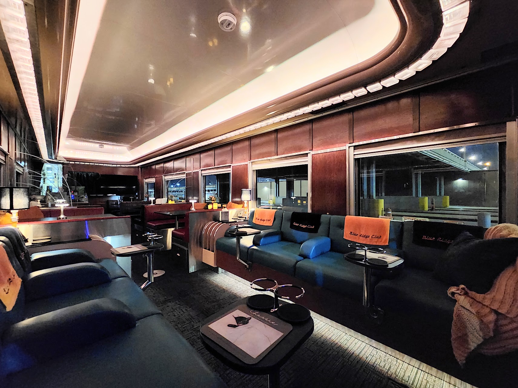 Eclipse express: $4K gets you a seat, gourmet meals on NYC-Niagara ...