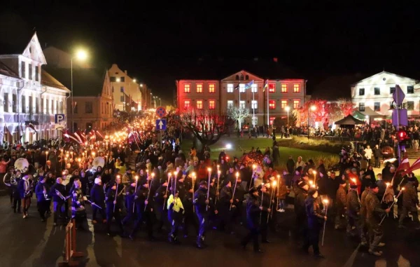 The Torchlight Procession Made Adjustments to Public Transport on ...