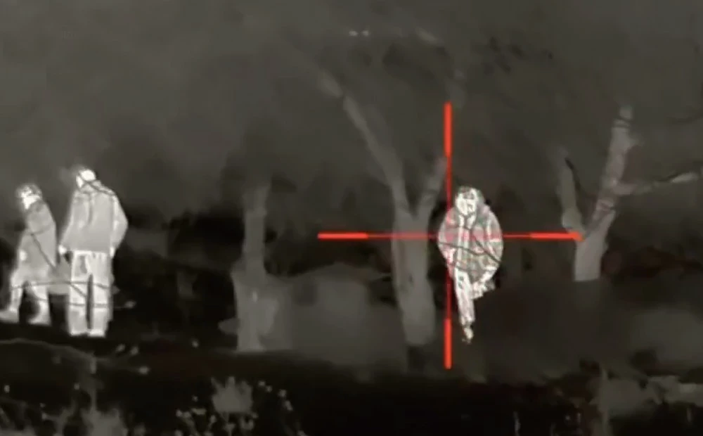 VIDEO: ukraiņu izlūkdienesta snaiperi pie Pokrovskas likvidē okupantu grupu