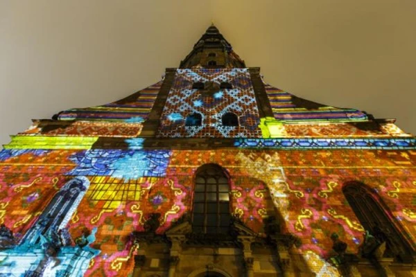 The Staro Rīga Festival Begins: 40 Installations and 6 Routes Await You ...