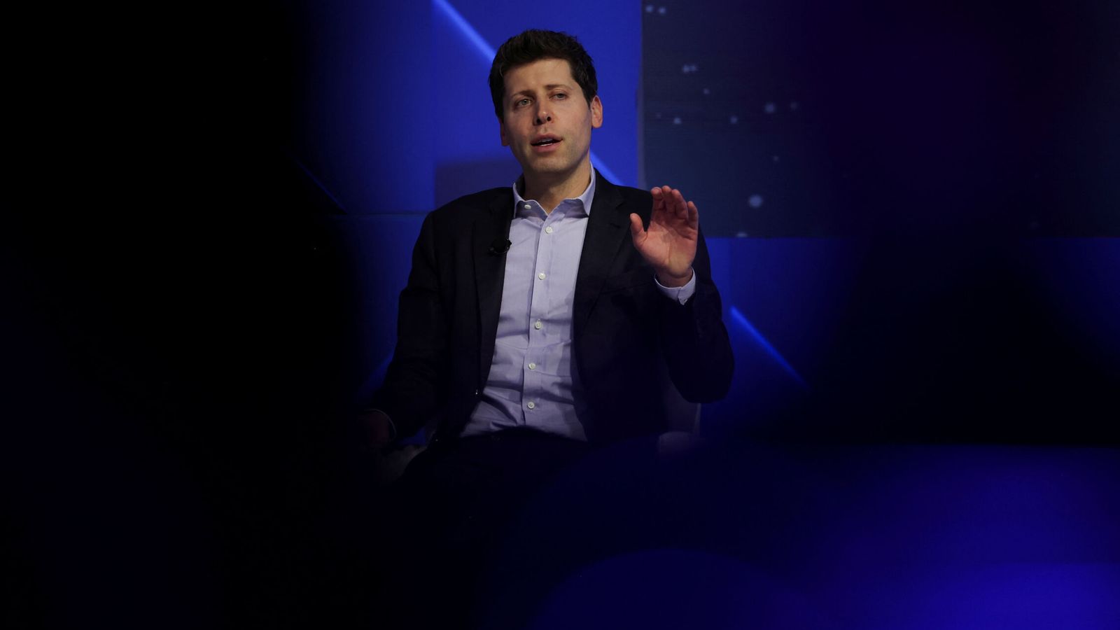 Terremoto en OpenAI: Sam Altman deja de ser CEO tras ser despedido ... Terremoto en OpenAI: Sam Altman deja de ser CEO tras ser despedido ...