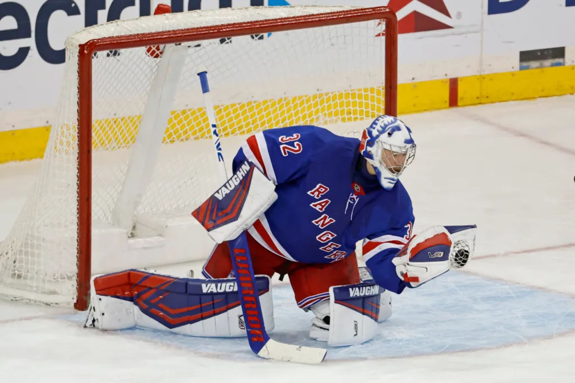 Jonathan Quick shows he’s still got it with big night in Rangers’ skid ...