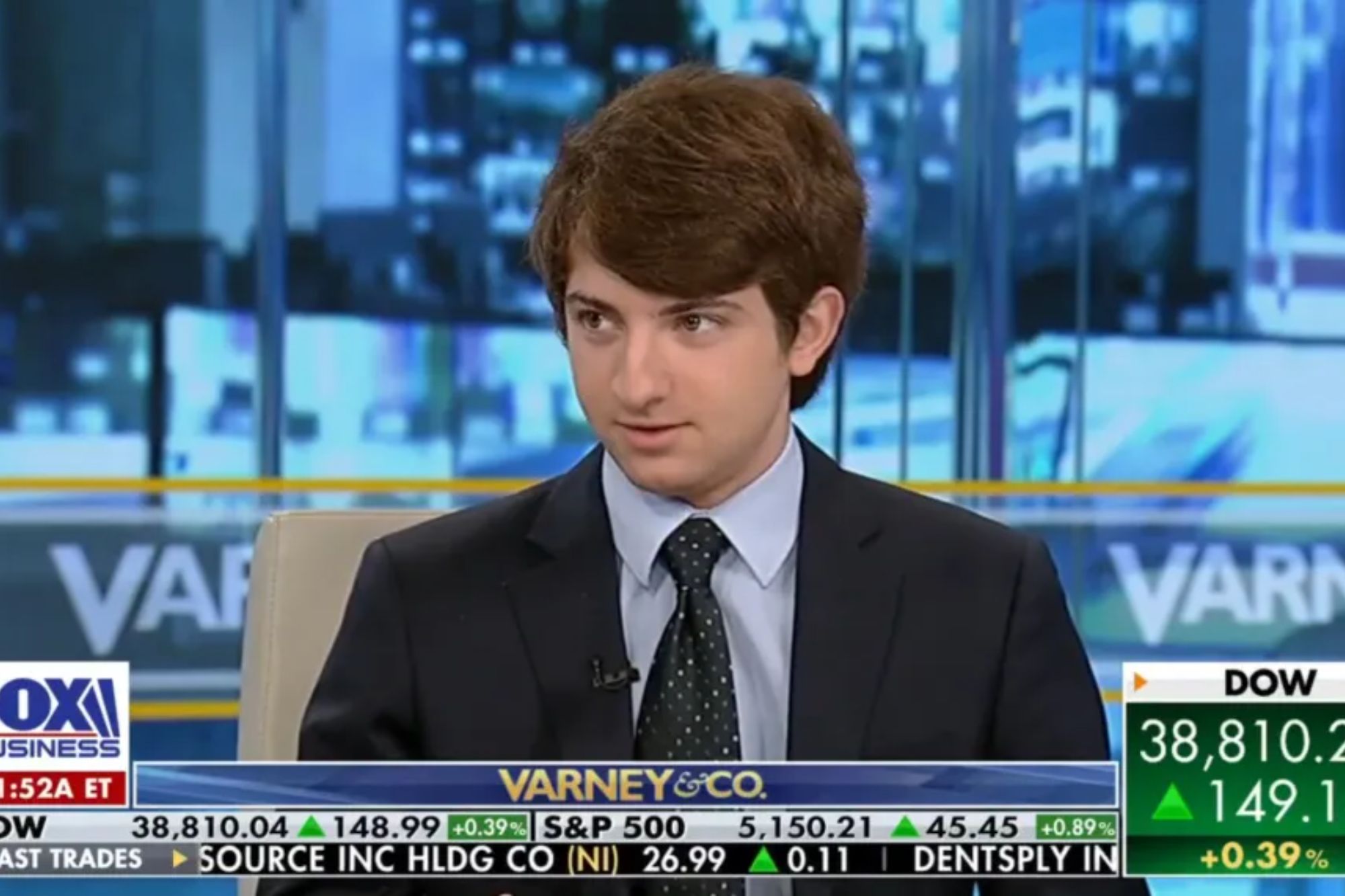 NYU freshman spending $10K to travel to Florida each weekend for 6-month internship