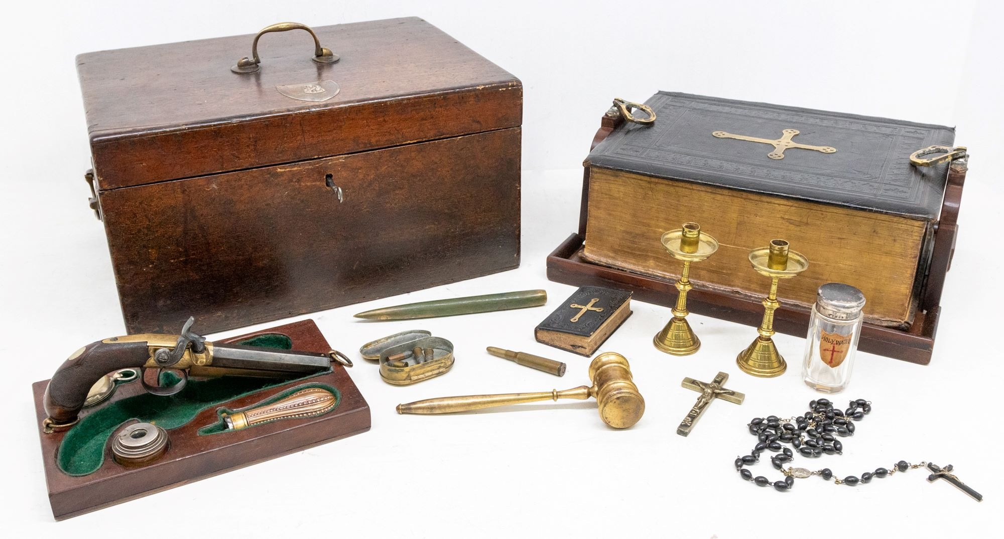 Victorian-era ‘vampire slaying kit’ with wooden stake, holy water and ...